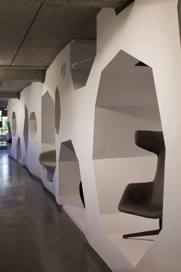 Ingenious Orthogonal Orange Cube with Innovative Architecture | Home ...