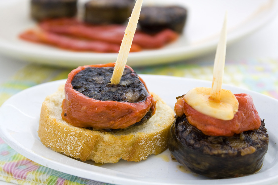 e-cocinablog: morcilla de Burgos con tomate o con pimientos