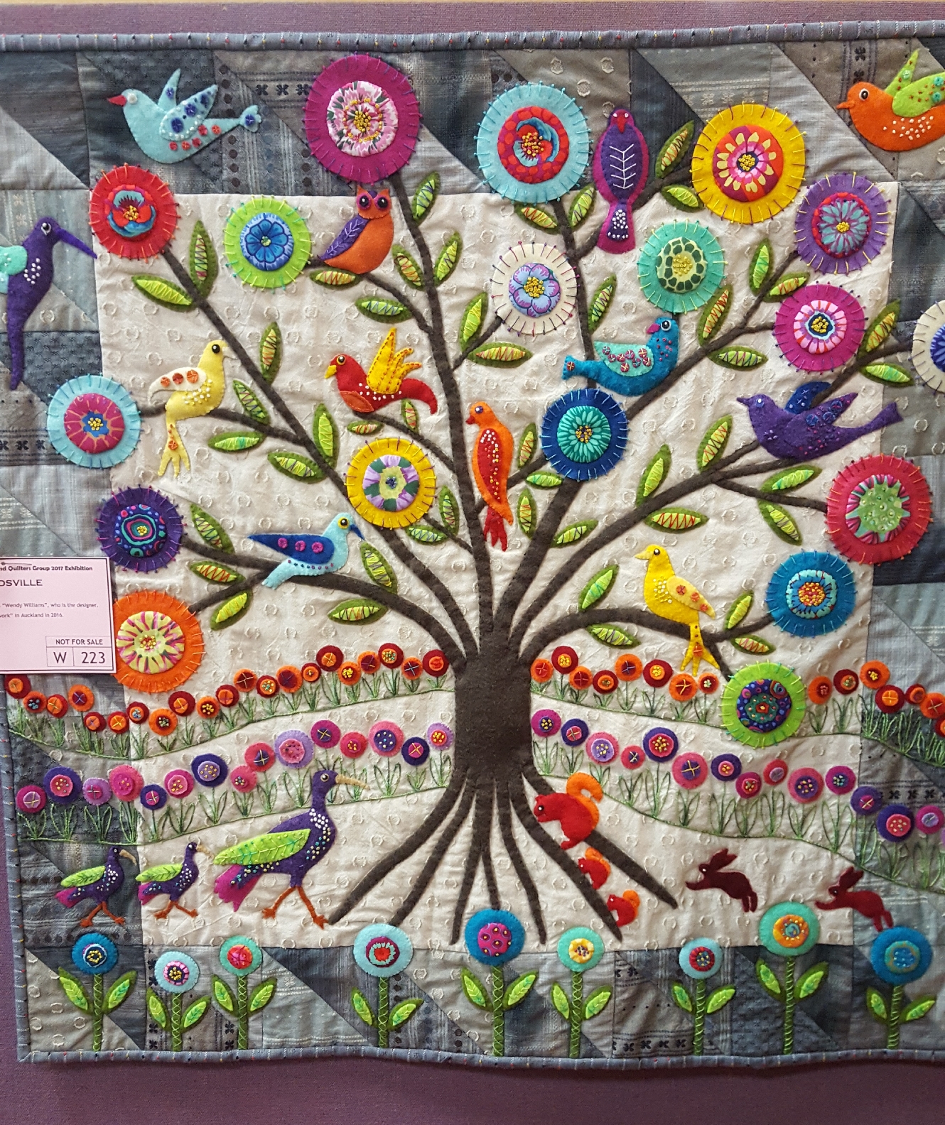 Quiltingorchardist: Wall Hangings and Quilts.