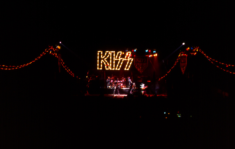 Concert Stage Design: Kiss Destroyer Tour 1976