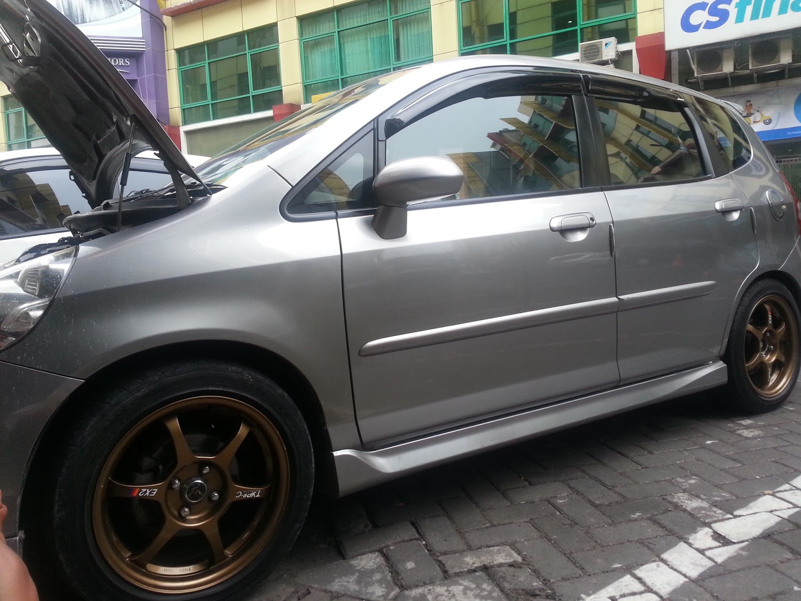 VARIASI MOBIL MOBILE: VARIASI AUDIO MOBIL PANGGILAN SURABAYA