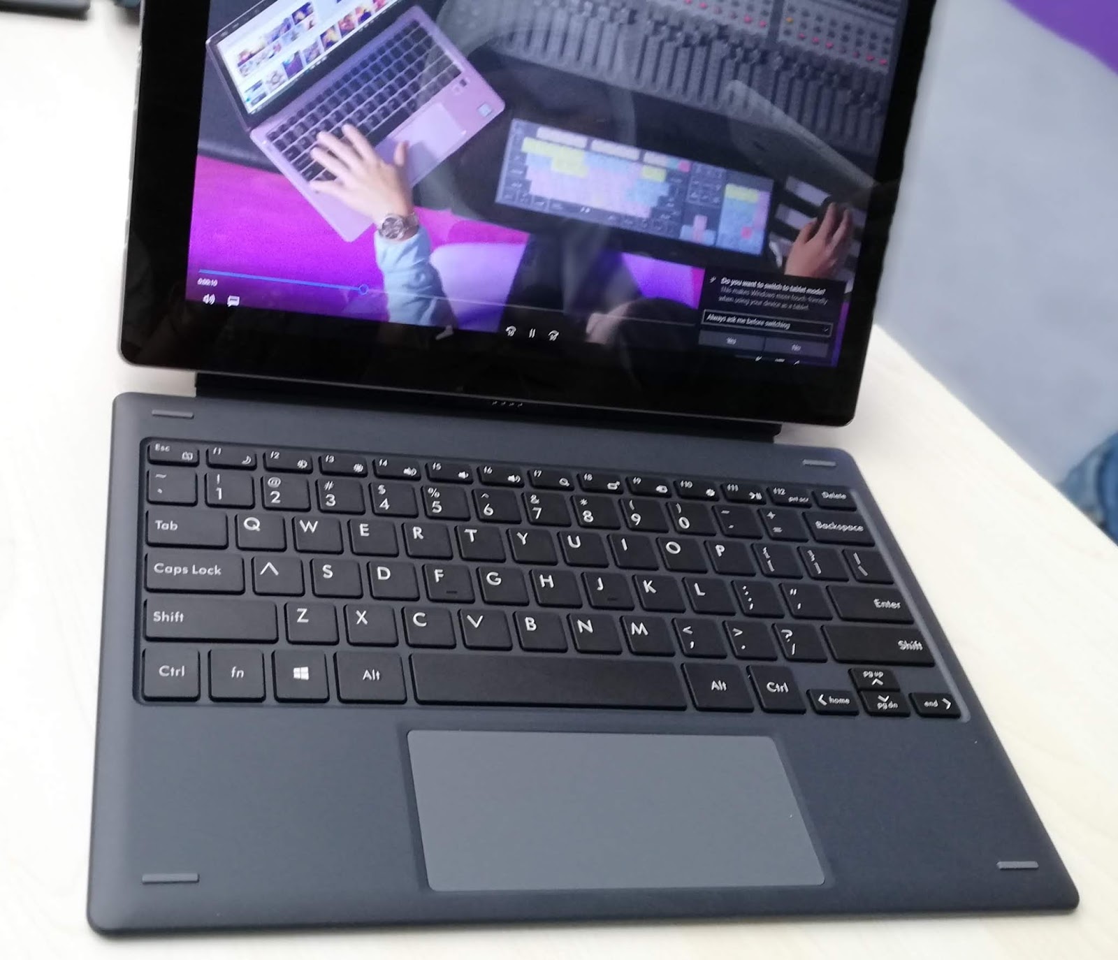 Incar Entry Level, Laptop 2-in-1 Avita Magus 12,2” Tawarkan Desain Ceria