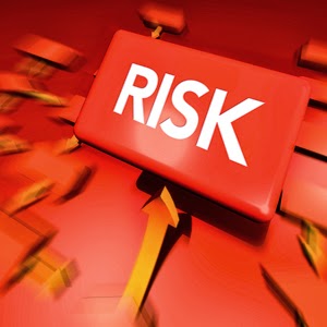 Nayla" Management Entrepreneur Ritel"