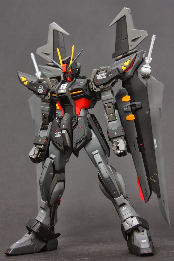 Gundam Strike Noir Custom