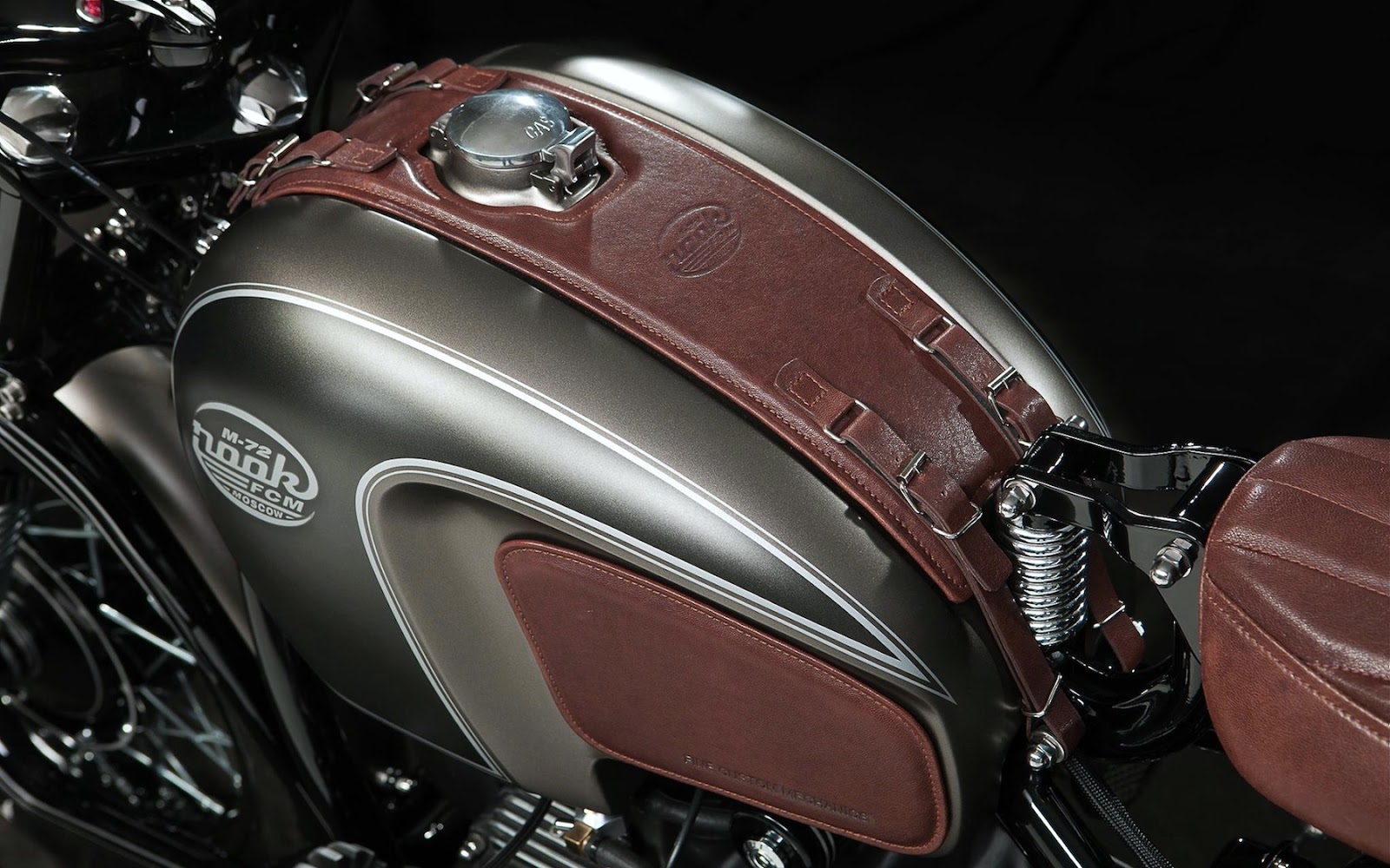 M72 Rook - Inazuma café racer