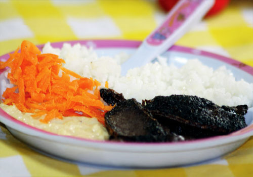 Receta: Puré de yuca con hígado frito y arroz