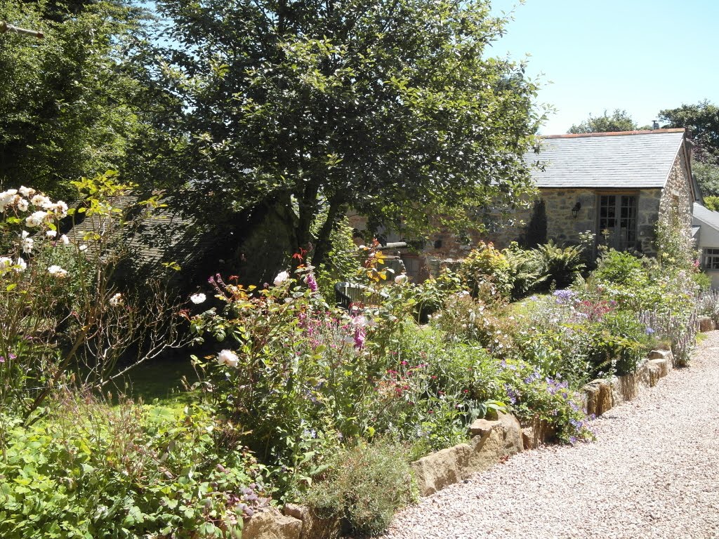 Niki Fretwell: Trevoole Farm