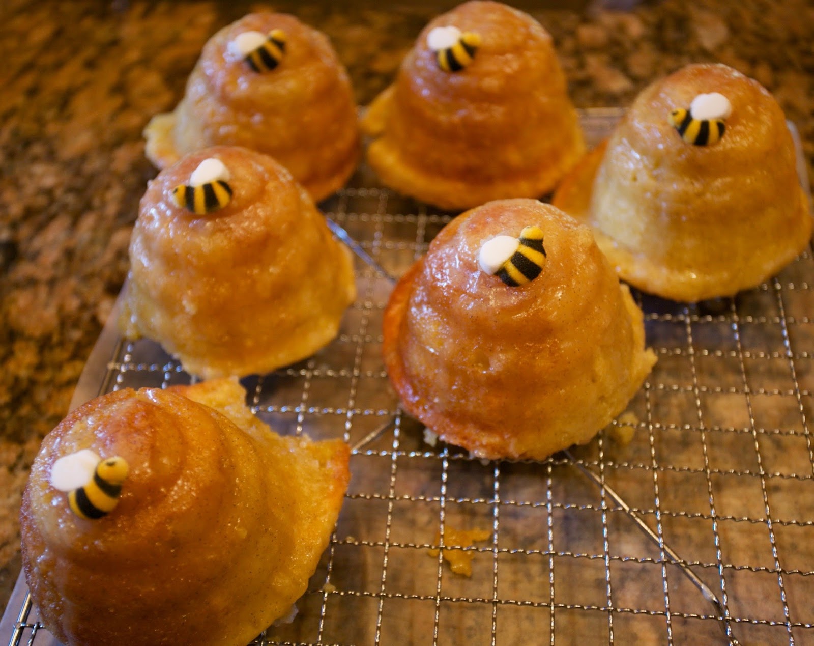 Bee Hive Butter Cakes