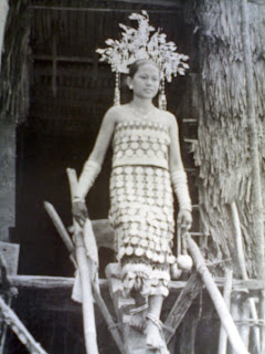 SARAWAKIAN IBAN ON BORNEO: ENSERA KUMANG BETELU KELING NAMPOK