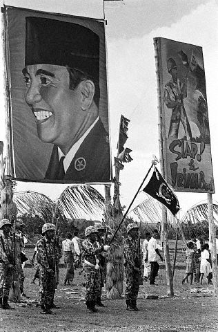 Indonesia Zaman Doeloe: Apel Trikora pasukan TNI di Parepare, 1962