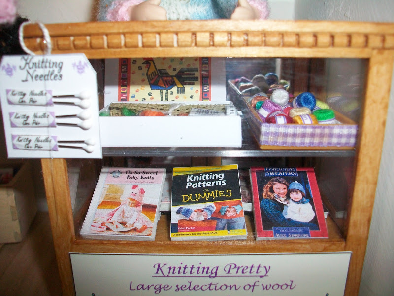 Paula's Dollyland: Knitting Pretty wool shop!