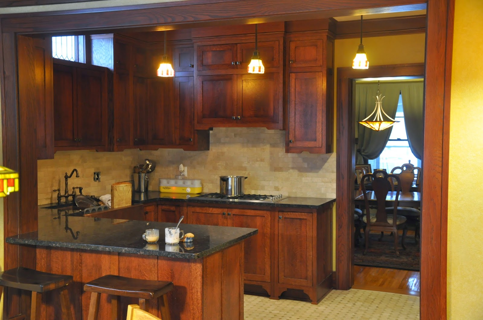 The Shopp: Quarter Sawn Oak-Mission Style Kitchen