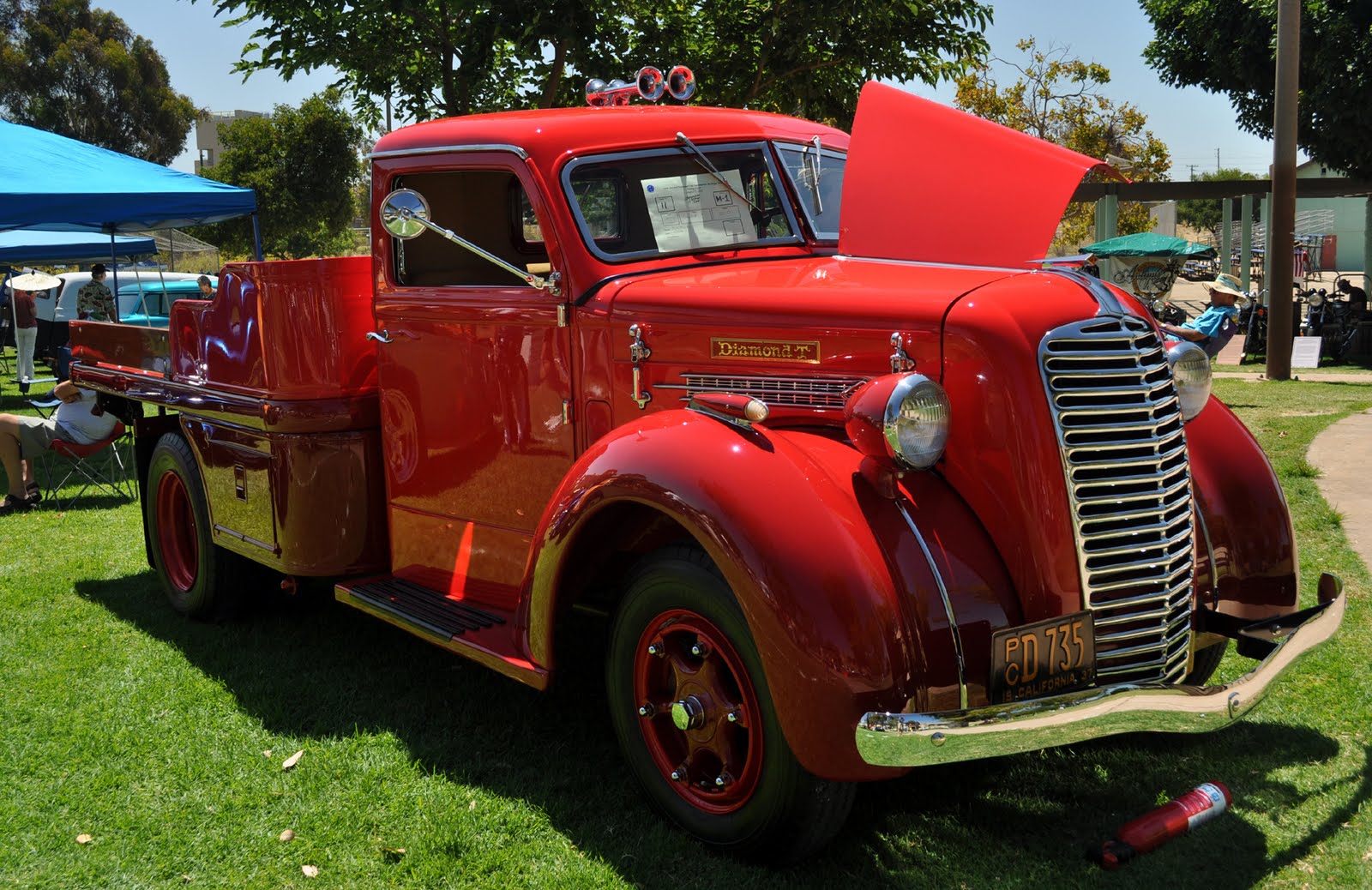 Just A Car Guy: Bob's restored 1937 Diamond T pickup truck model 80d ...