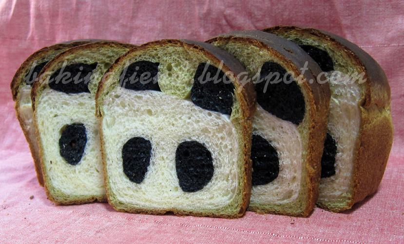 baking fiends unite!: Panda Bread