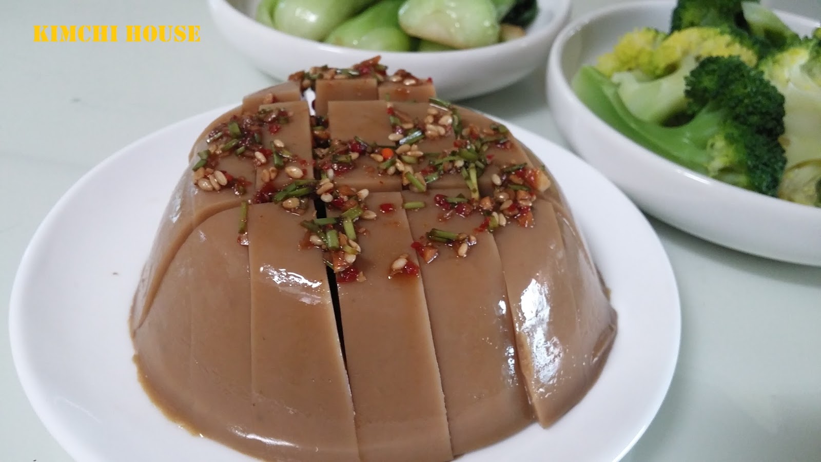 Kimchi House: Homemade "Dotorimuk"(Acorn Jelly)/橡子凉粉/도토리묵