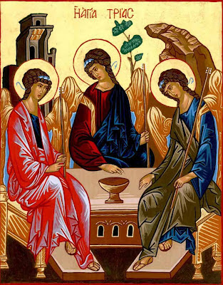Καθολικός διάκονος: God in Three [Divine] Persons: Blessed Trinity