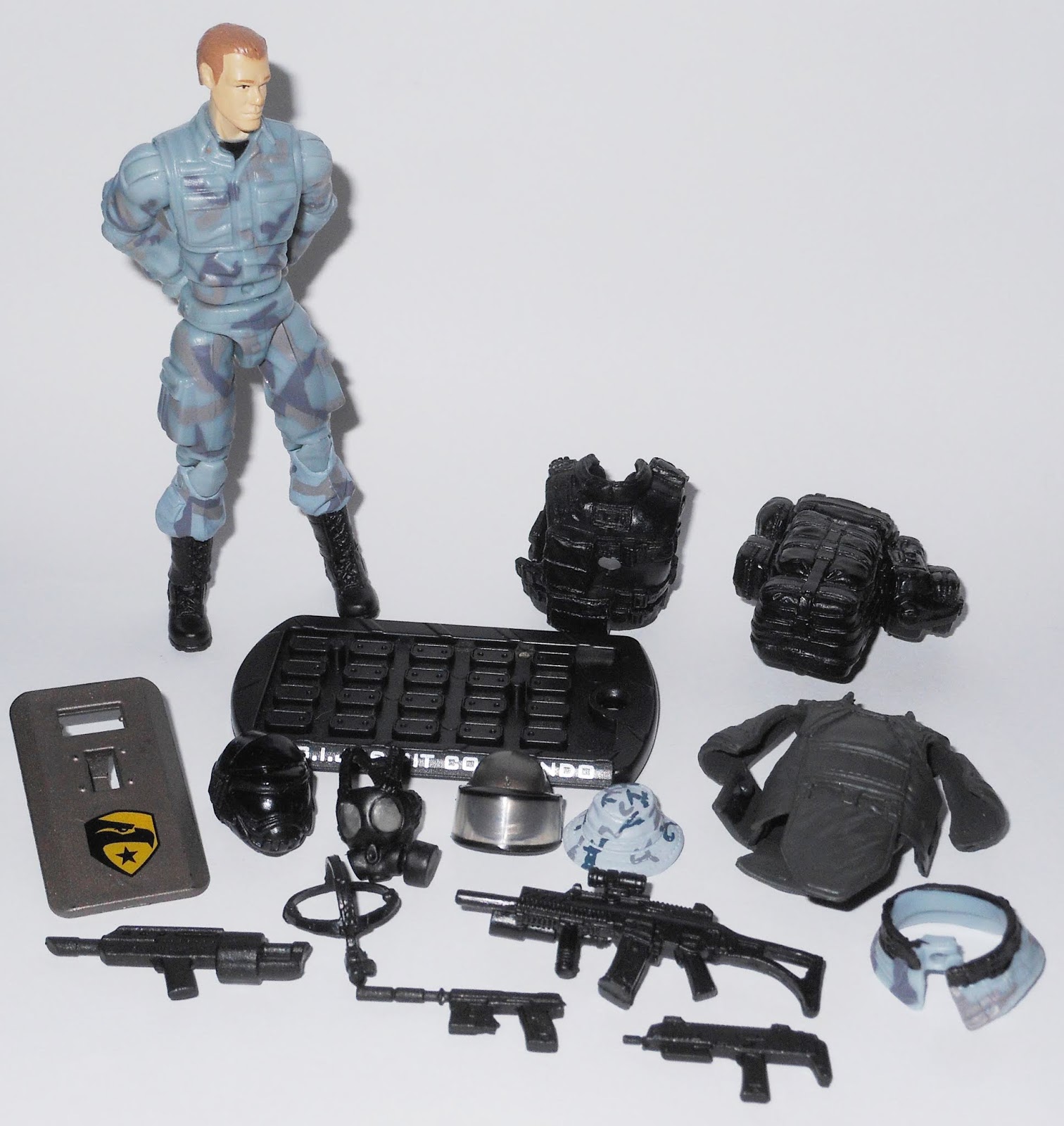 Figuras de Acción A Go-Gó: G.I. JOE PIT COMMANDO (COVERT MILITARY FORCE ...