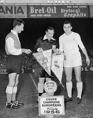 Árbitros a pie de campo: El baúl de los recuerdos: Arthur Edward Ellis