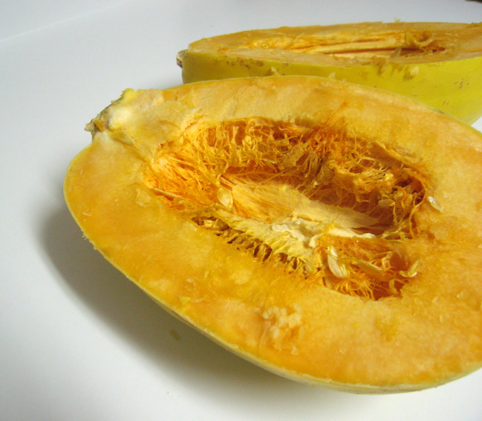 The Saucy Kitchen: Spaghetti Squash