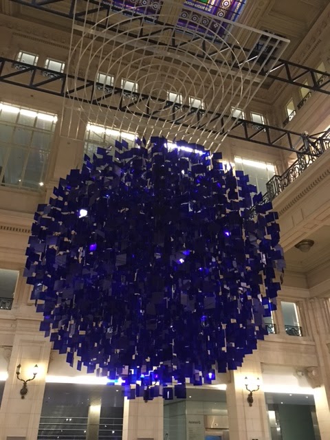 Esfera azul de Julio Le Parc... - El mundo de las Artes Visuales...