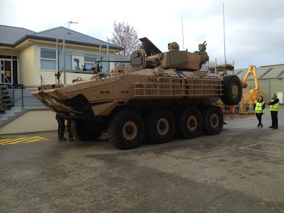 DEFENSE STUDIES: Elbit and ST Kinetics Introduce LAND 400 CRV Contender ...