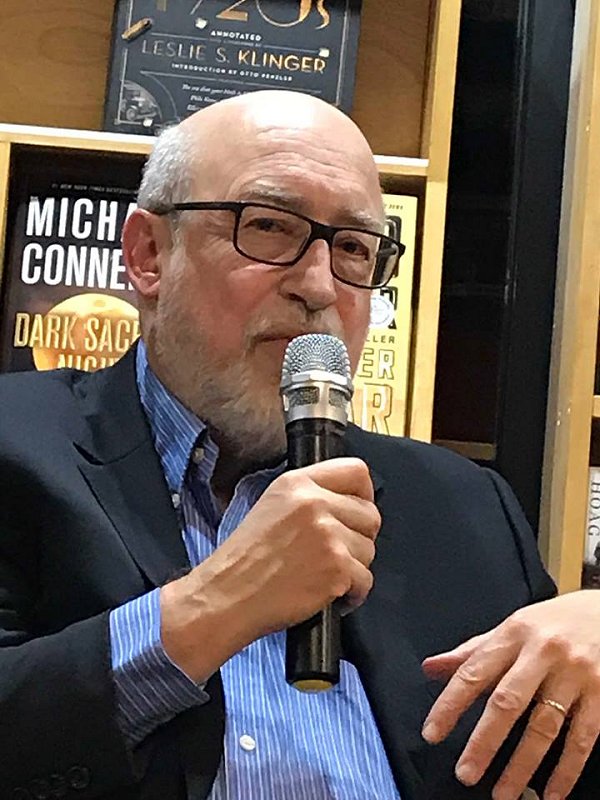 Kittling: Books: At The Poisoned Pen with Thomas Perry!