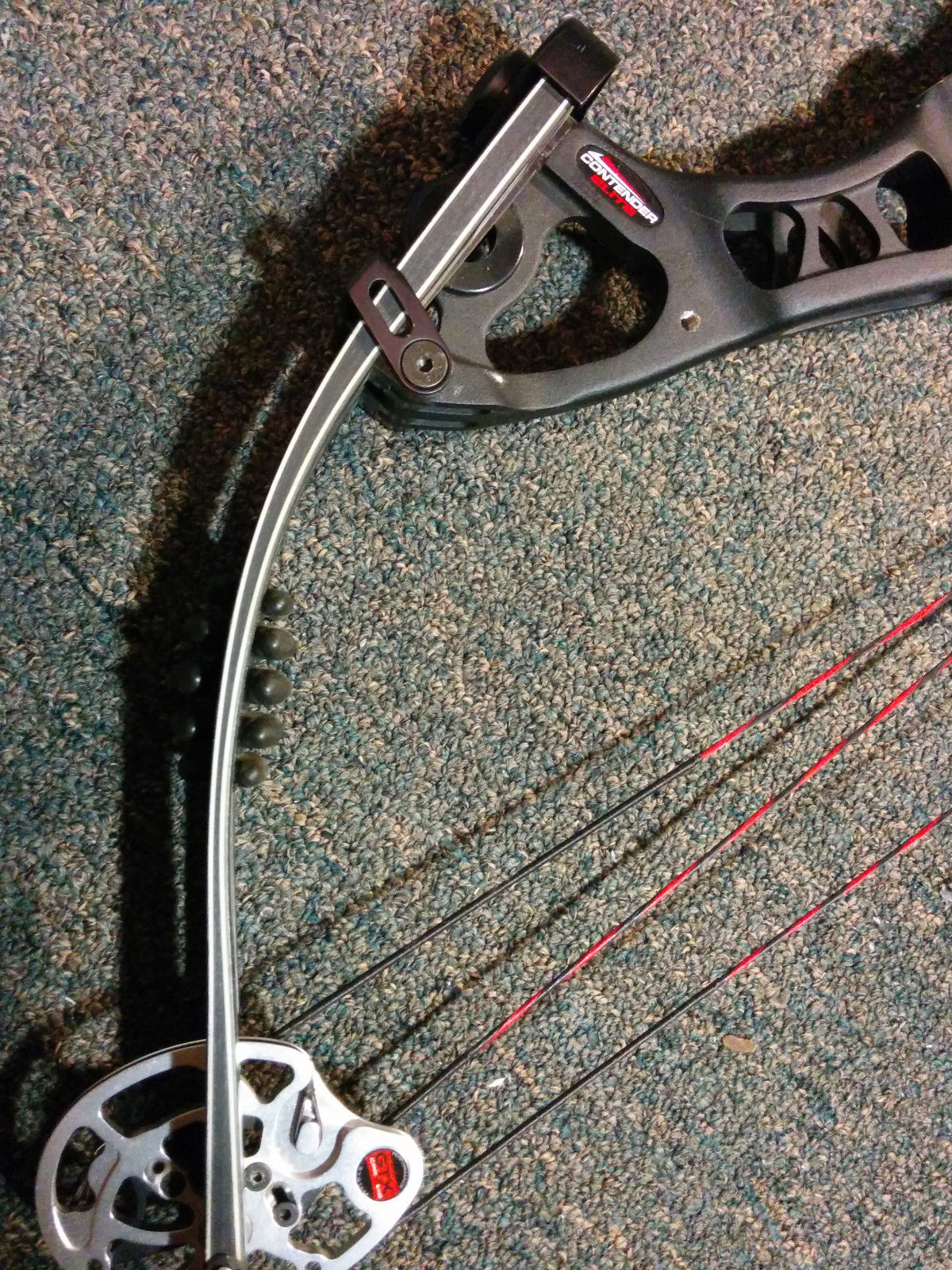 Hoyt Contender Elite Compound Bow - Panahan Indonesia