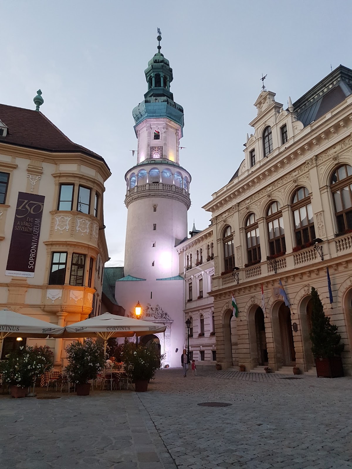 A Saber Viajando: Sopron. Junto a Austria