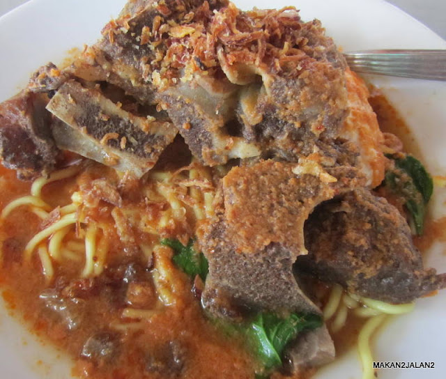 MAKAN2-JALAN2: Mee Bandung Muar - Ketam & Tulang @ PJ