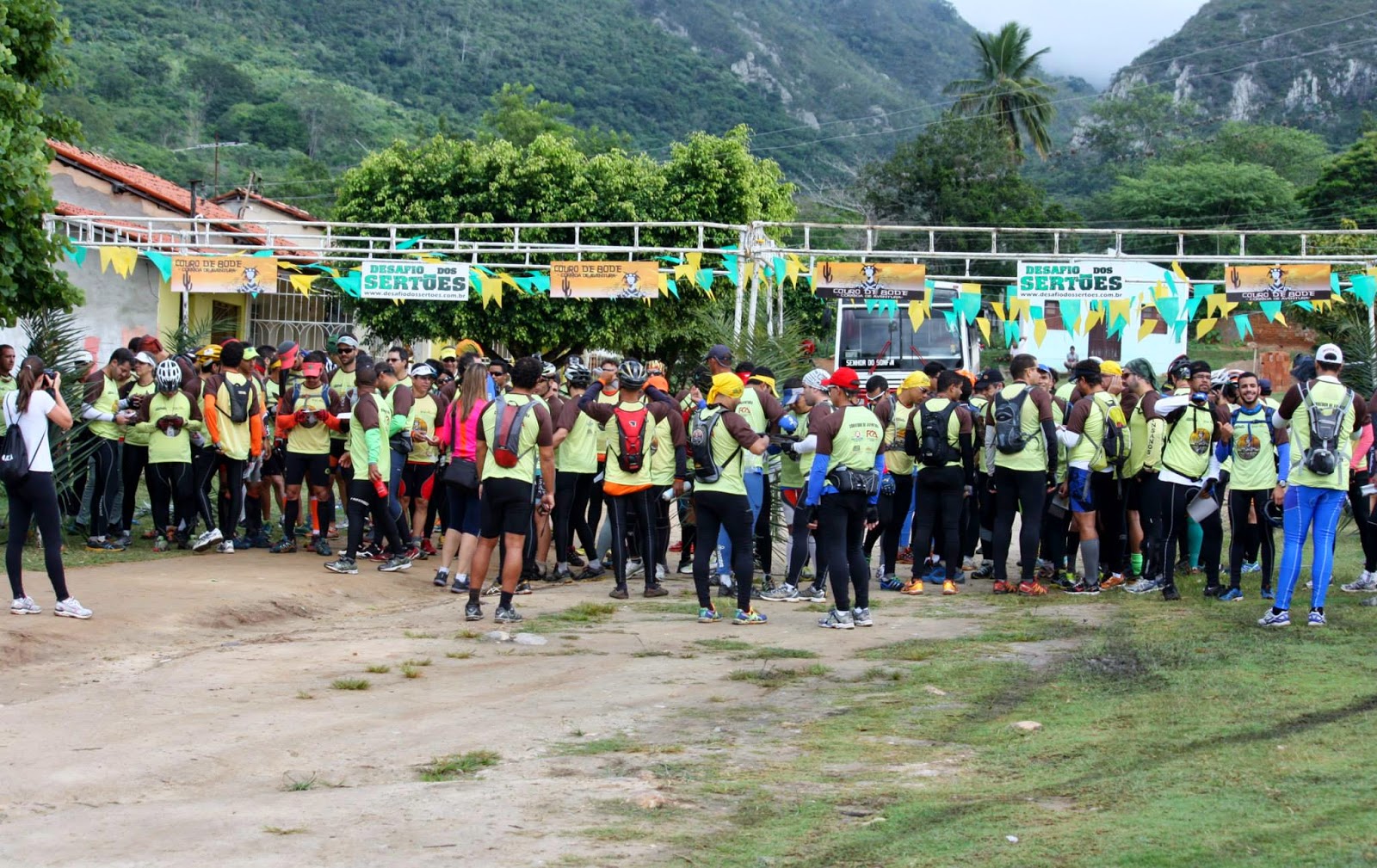 JAGUARARI: "COURO DE BODE" FOI UM SUCESSO EM CATUNI - Portal Jaguarari