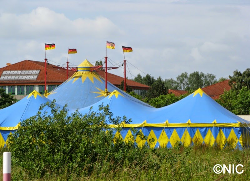 Norberts Internationale Circuswelt: Circus Rolina in Garbsen - Mitte 2010