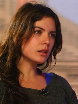 Samuel Antonio Prado Franco: Camila Vallejo en Imágenes. 16-1-2012.