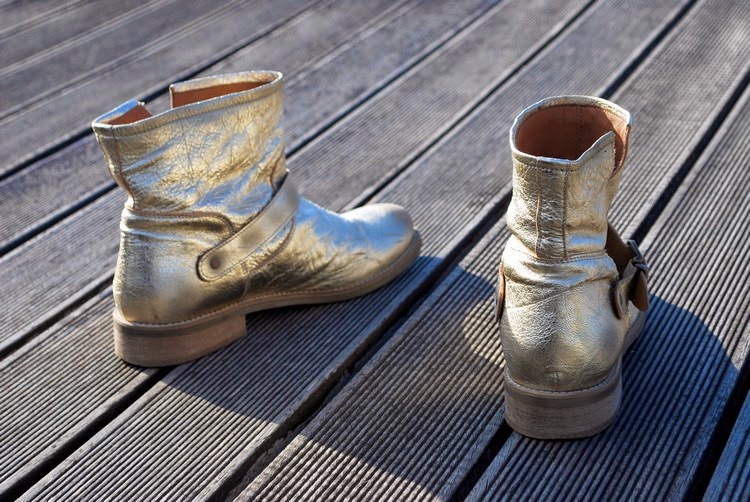 I love shopping - Andrea Morelli gold biker boots