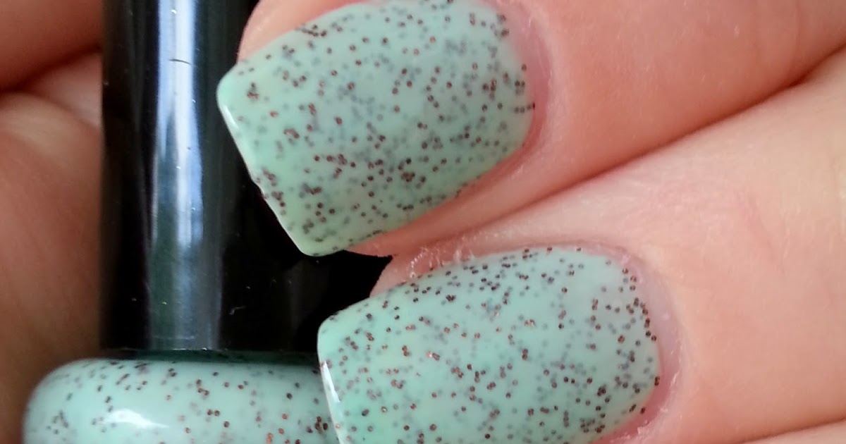 Plump and Polished: F4 Polish - Mint Chocolate Chip