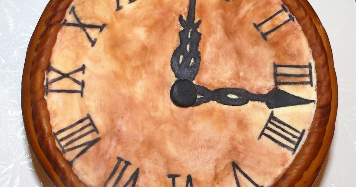 Katy's Kitchen: Old Style Clock Cake