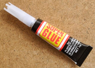 The way to get super glue off skin - Gaughar.com