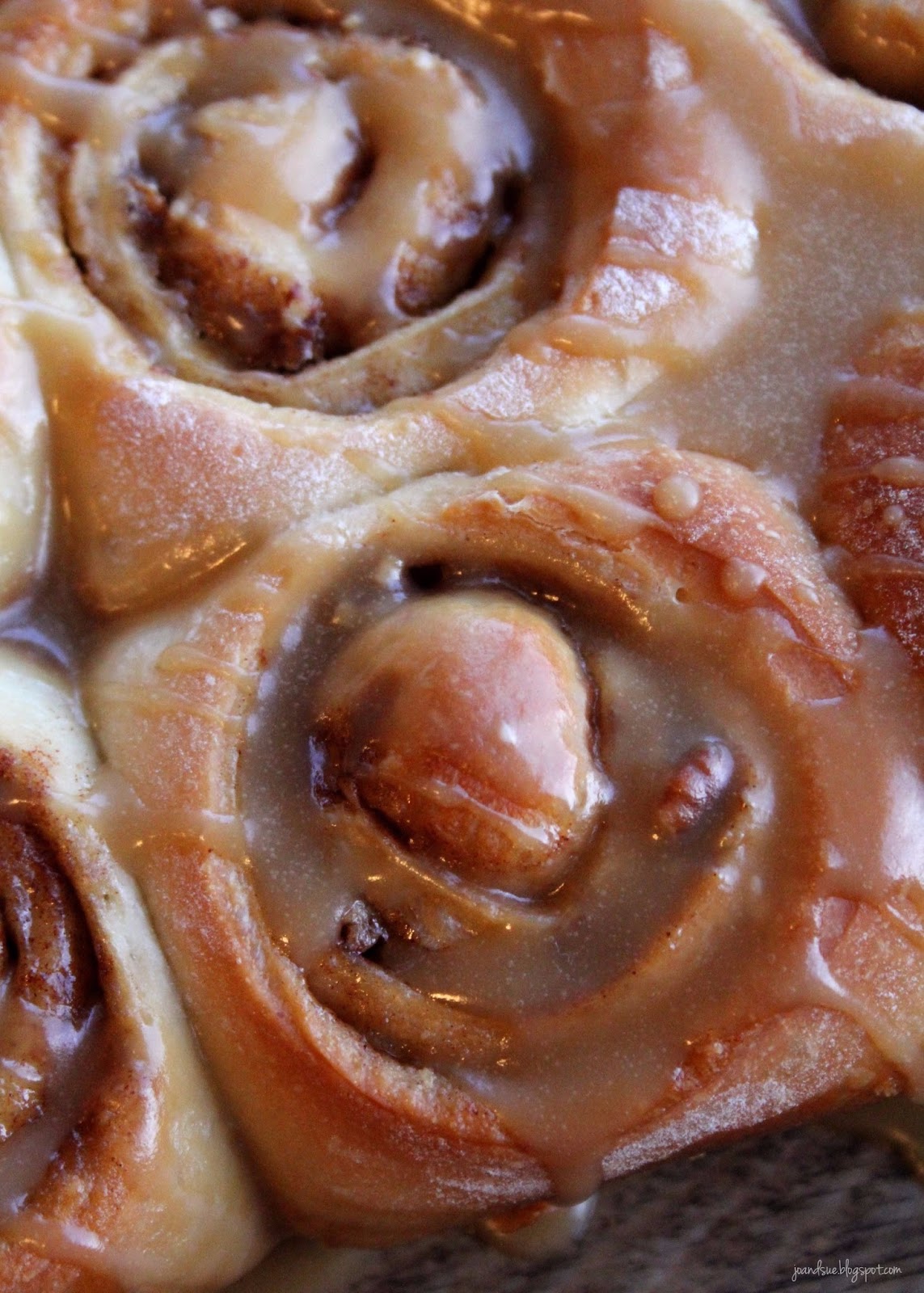Jo and Sue: Overnight Pecan Cinnamon Buns With Caramel Drizzle