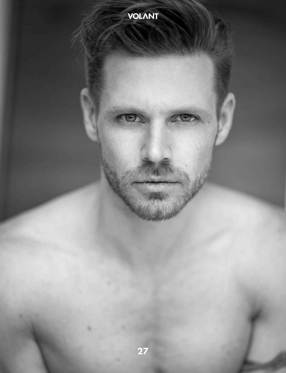 Alexander Mauksch para VOLANT Magazine por Craig Macleod