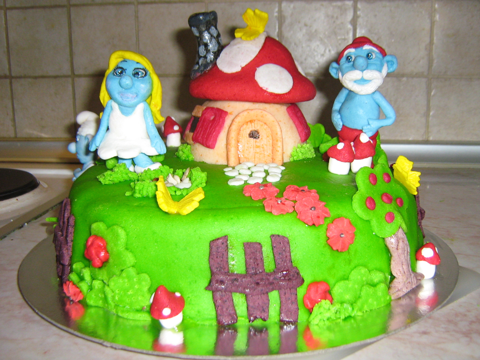 Torte i figurice za torte - Sneza: DOMACE TORTE