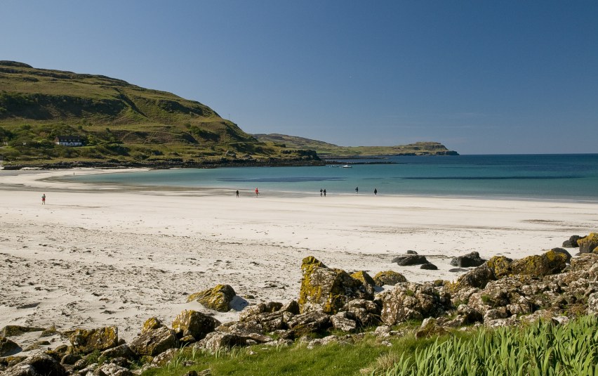 Around Scotland: CALGARY BAY