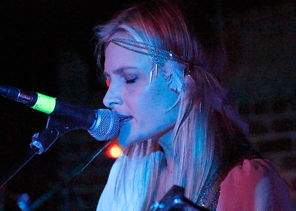 Chilean singer Nicole shines bright, makes a lasting impression (Photo ...