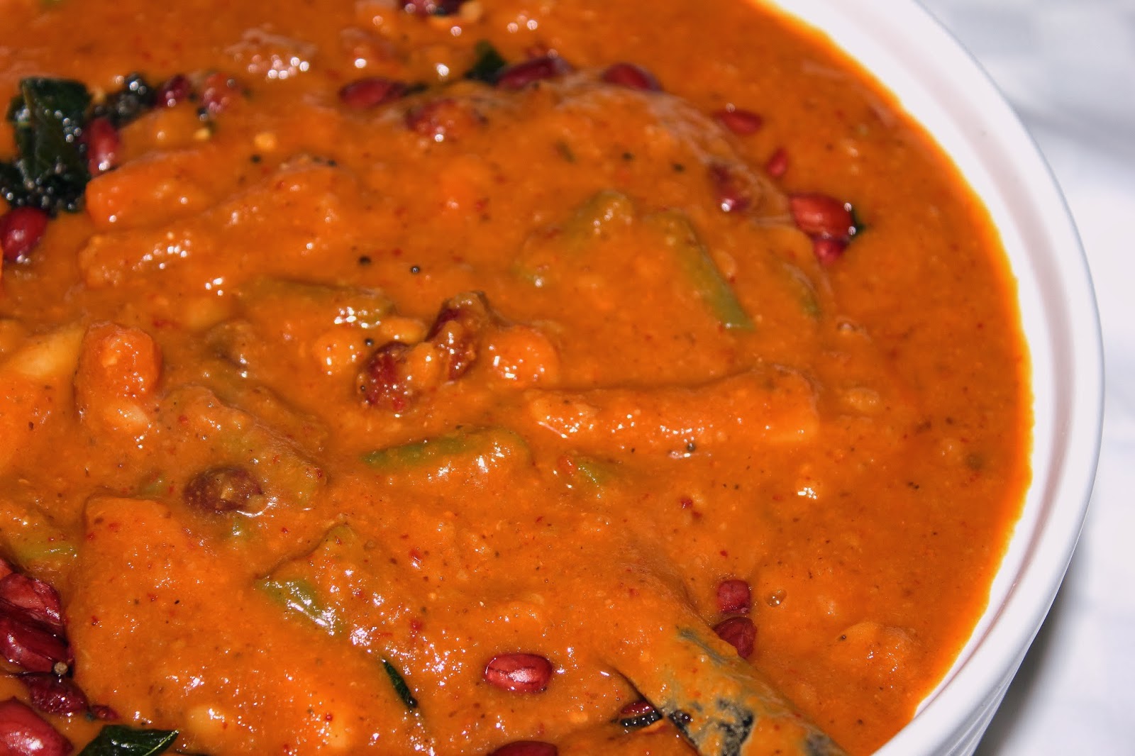 Lakshmi's Kitchen: Mixed Vegetable Puli Kootu/Huli Kootu/Sour Kootu