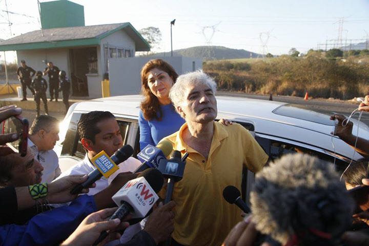 Dr. José Manuel Mireles Released From Prison This Morning ~ Borderland Beat