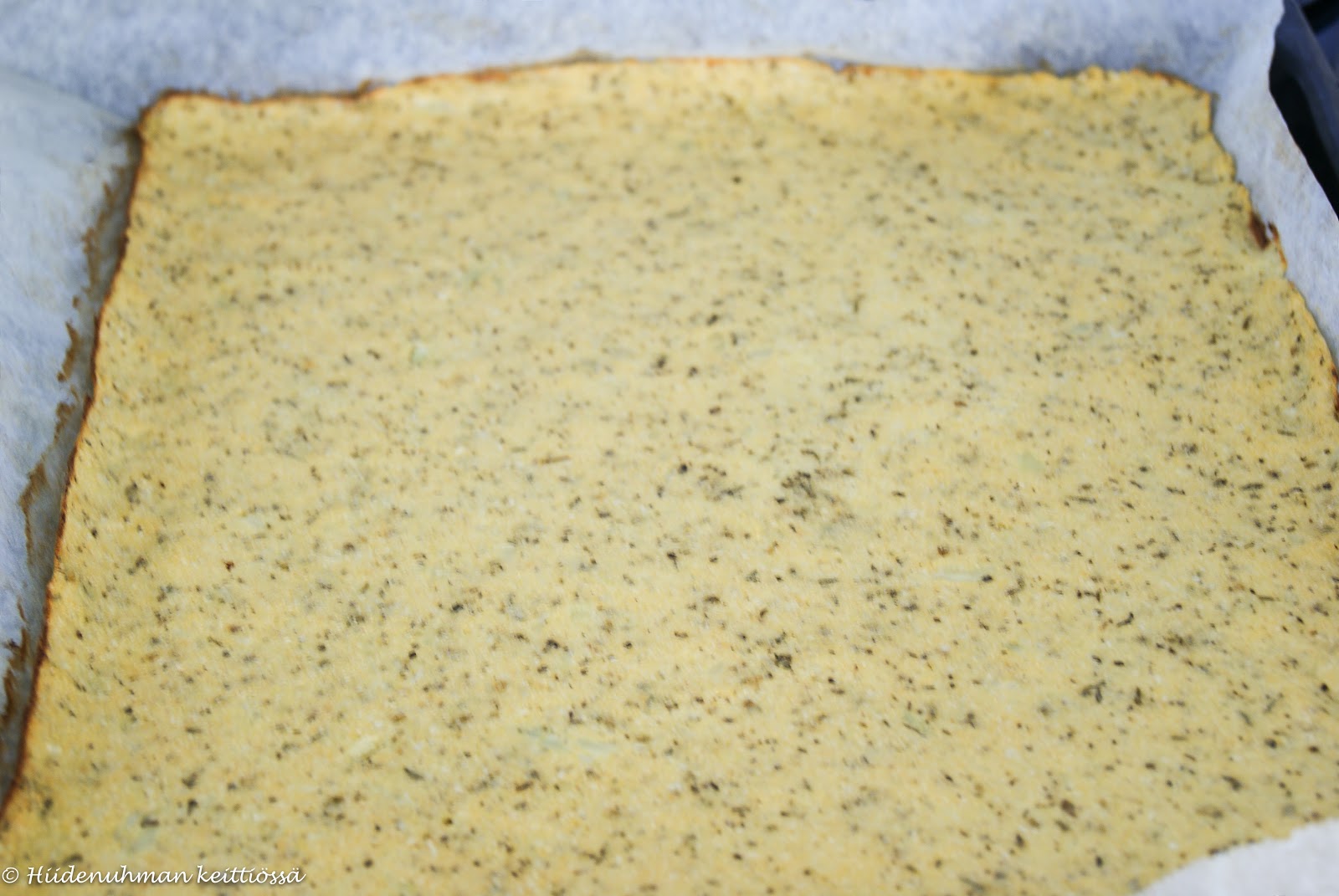 Hiidenuhman keittiössä: Kukkakaalipizza meksikolaisella jauhelihatäytteellä