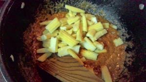 Vaniensamayalarai: Baby Corn Masala