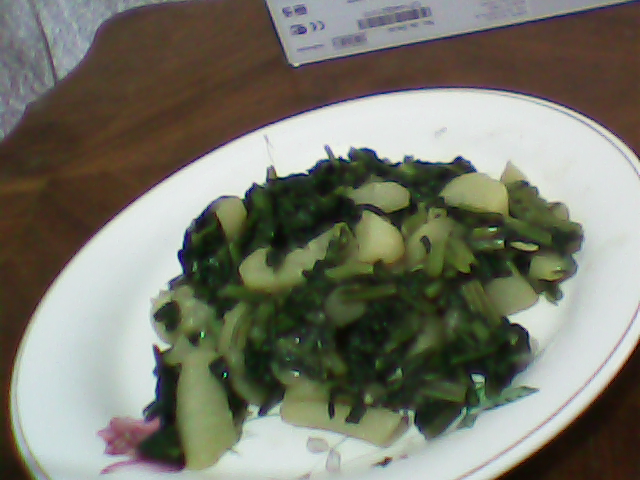 ADAN COMIENDO EN EL PARAISO: Guiso de espinacas con chayote Perulero