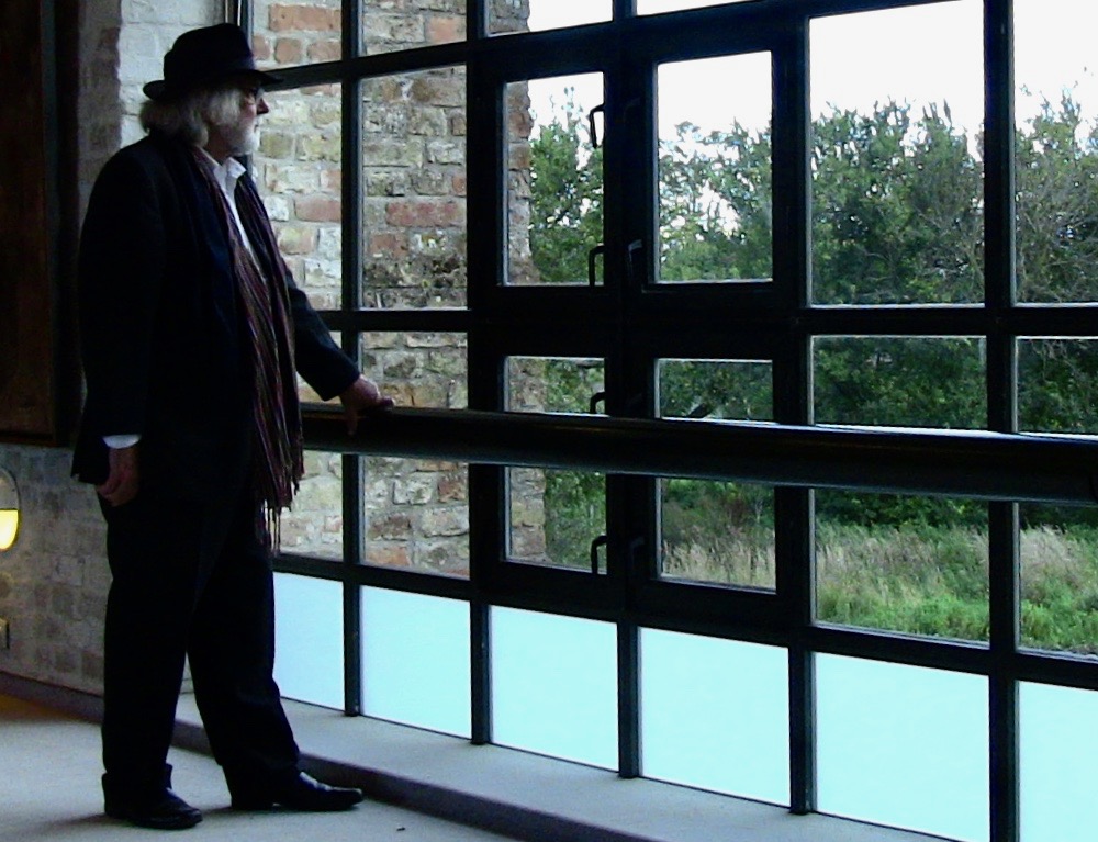 LIVRaisons: Hommage au peintre et musicien Walter Vilain