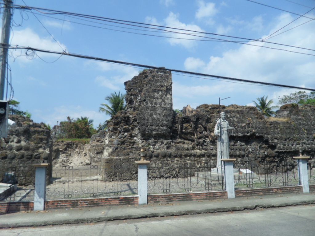 Ruins of Old Taal Church @ San Nicholas, Batangas