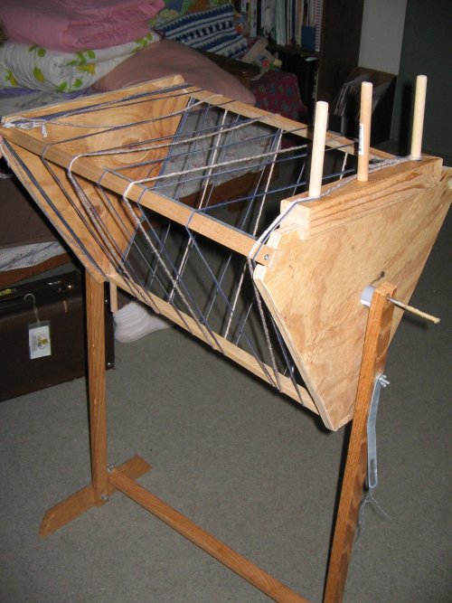 Sharing the Fiber Fever: Quilting Frame to Warping Reel