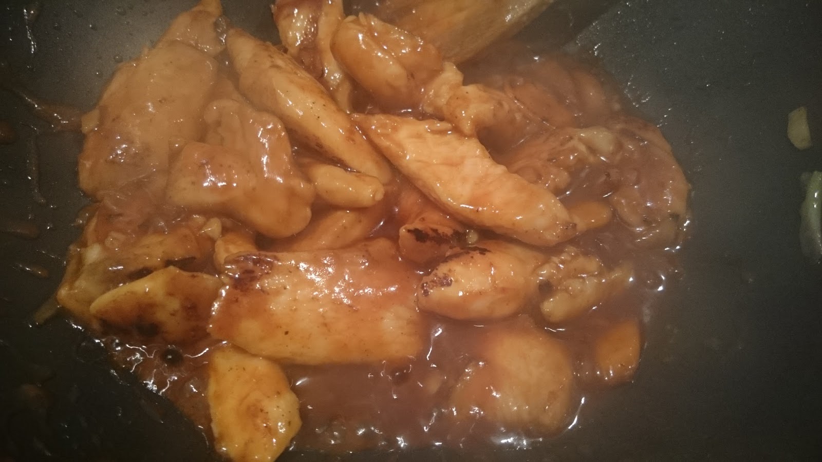 THE HITCHCOOK: POLLO CHIFLADO CON SALSA DE NARANJA PICANTE